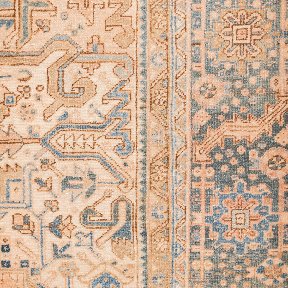 Medium Rugs – Nomadic Vintage Rugs