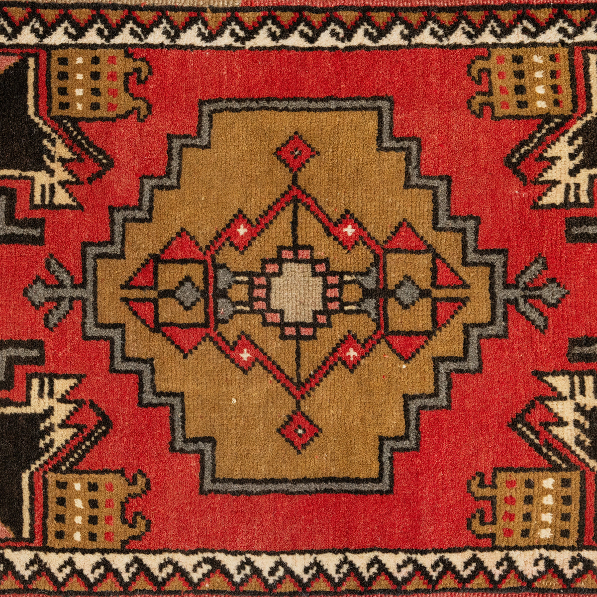 New Arrivals – Nomadic Vintage Rugs
